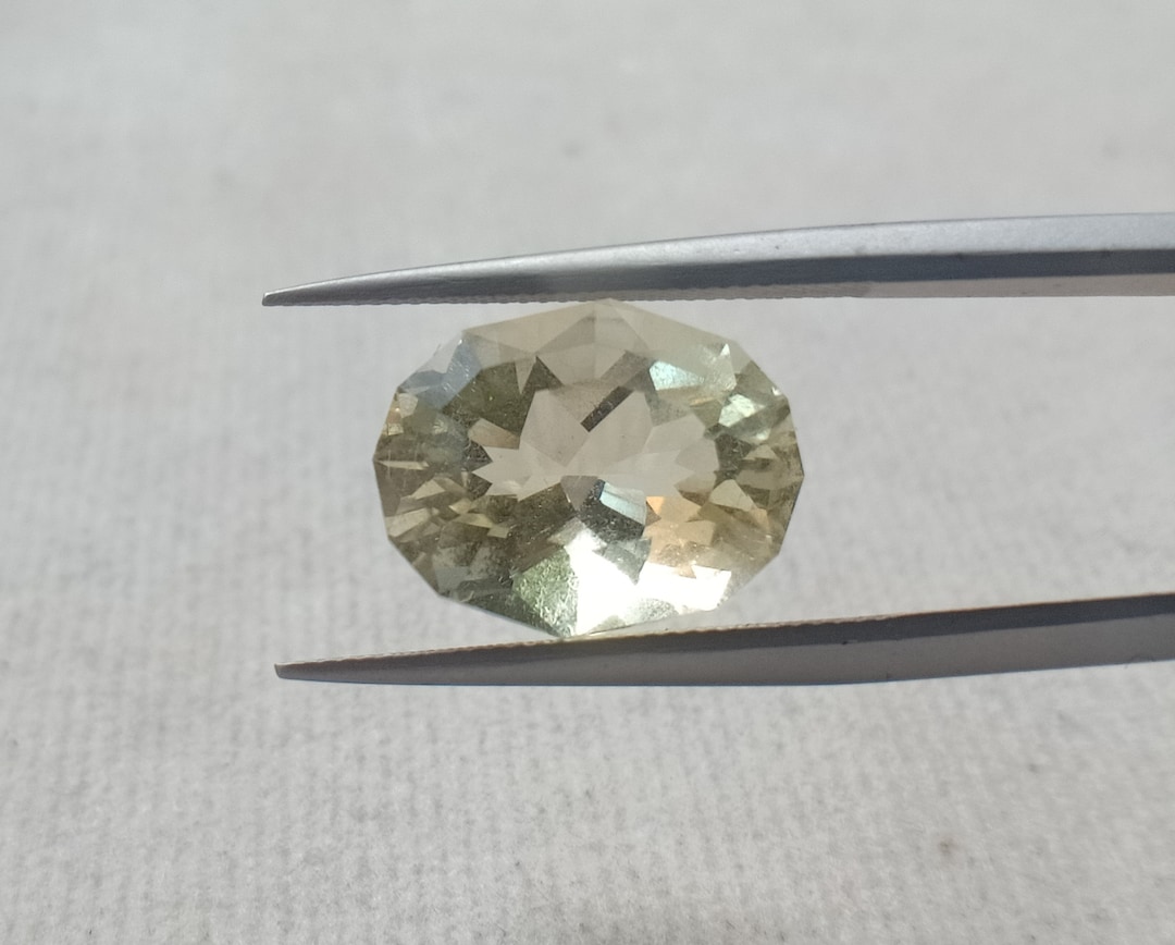 4.3 Carat Orthoclase. Rare Gemstone. Natural. Facet. 12.35x9.8x7.07 Mm ...