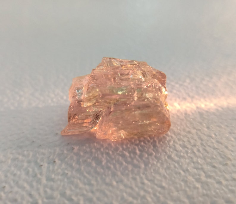 18.3 Crt Crystal Turkish Color Change Diaspore. Natural - Etsy