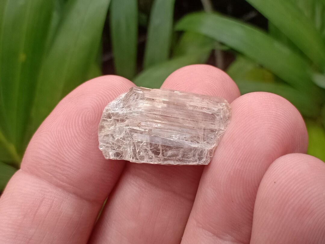 28.88 Crt Crystal, Turkish Color Change Diaspore. Natural, Geniune ...