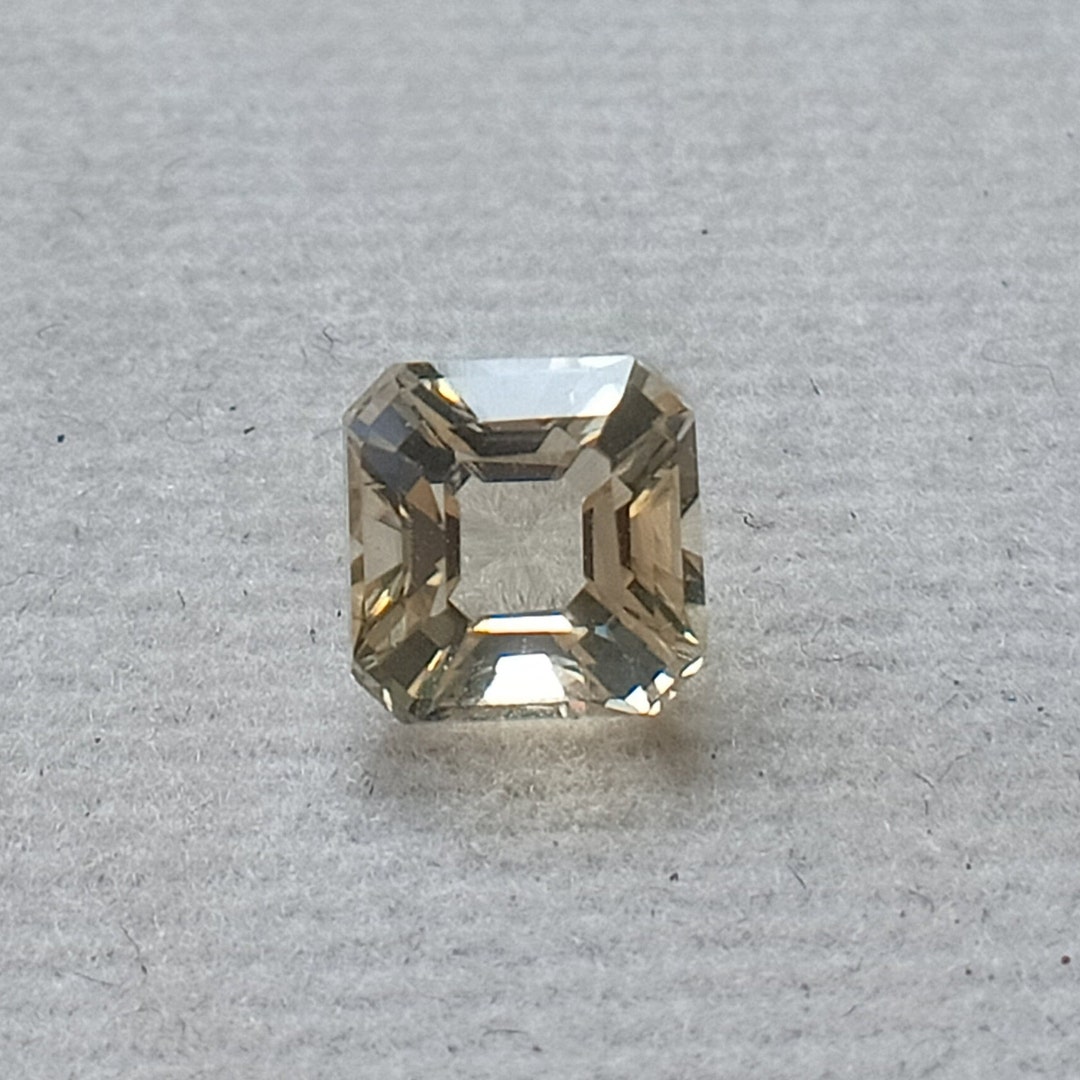 0.95 Crt. Marialite. Rare Gemstone. Natural. Facet. 5.55x5.5x4.7 Mm. - Etsy