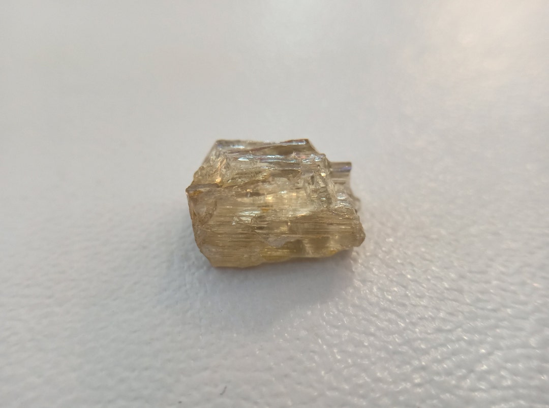 18.3 Crt Crystal, Turkish Color Change Diaspore. Natural, Geniune ...
