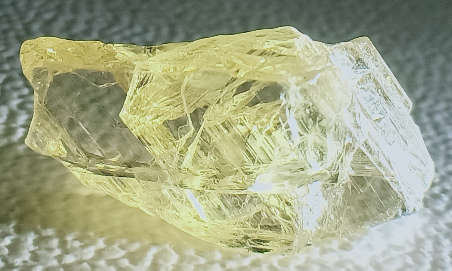 13.19 Crt Crystal Turkish Color Change Diaspore. Natural | Etsy