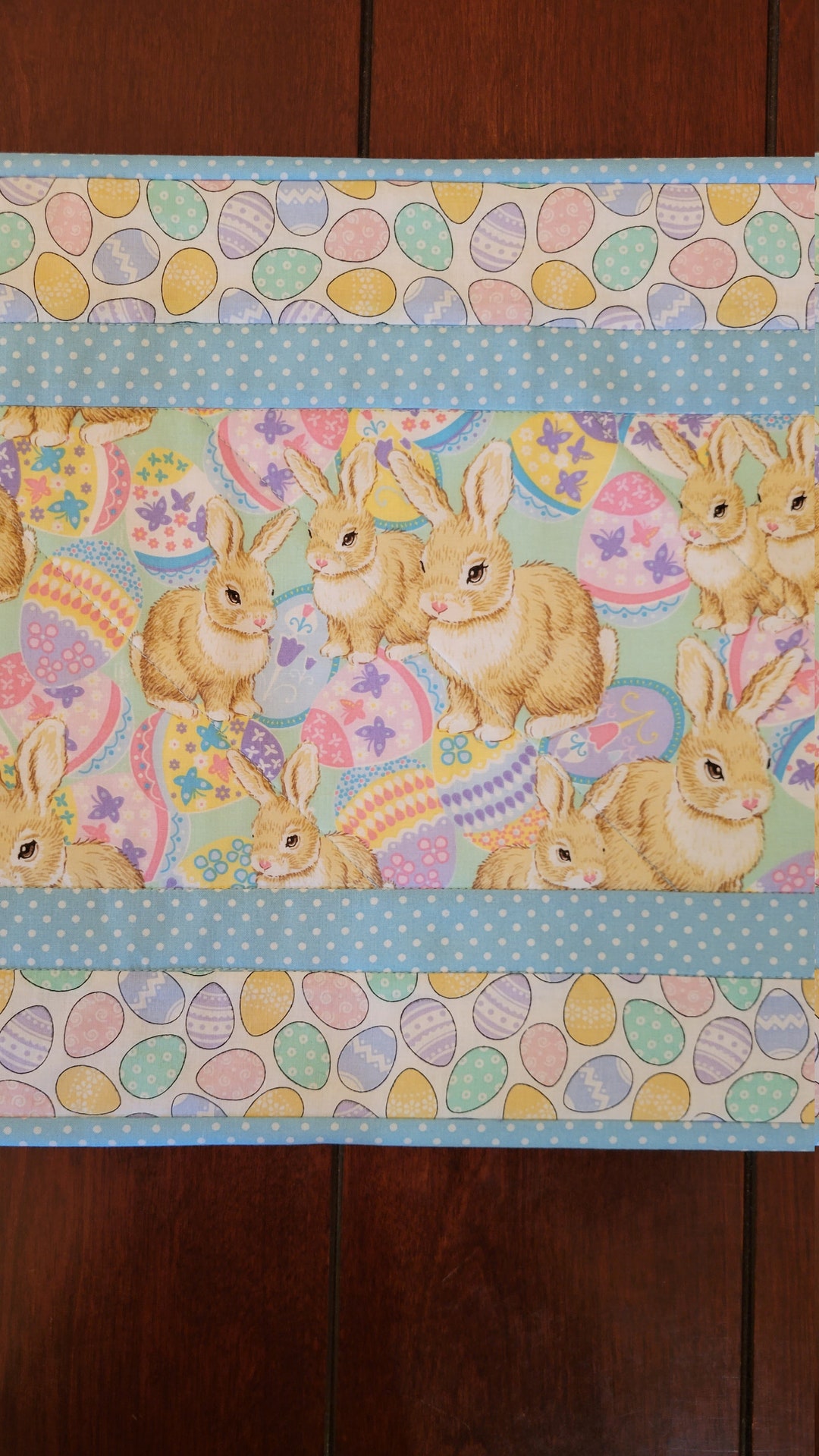 Easter Bunnies and Eggs Long Table Runner - Etsy