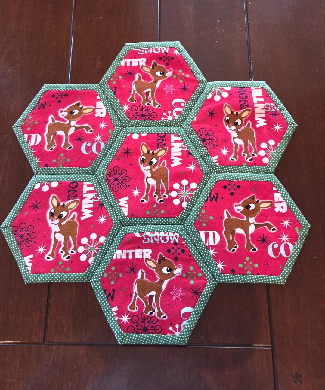 Rudolph the Red Nosed Reindeer Table Topper-new! - Etsy