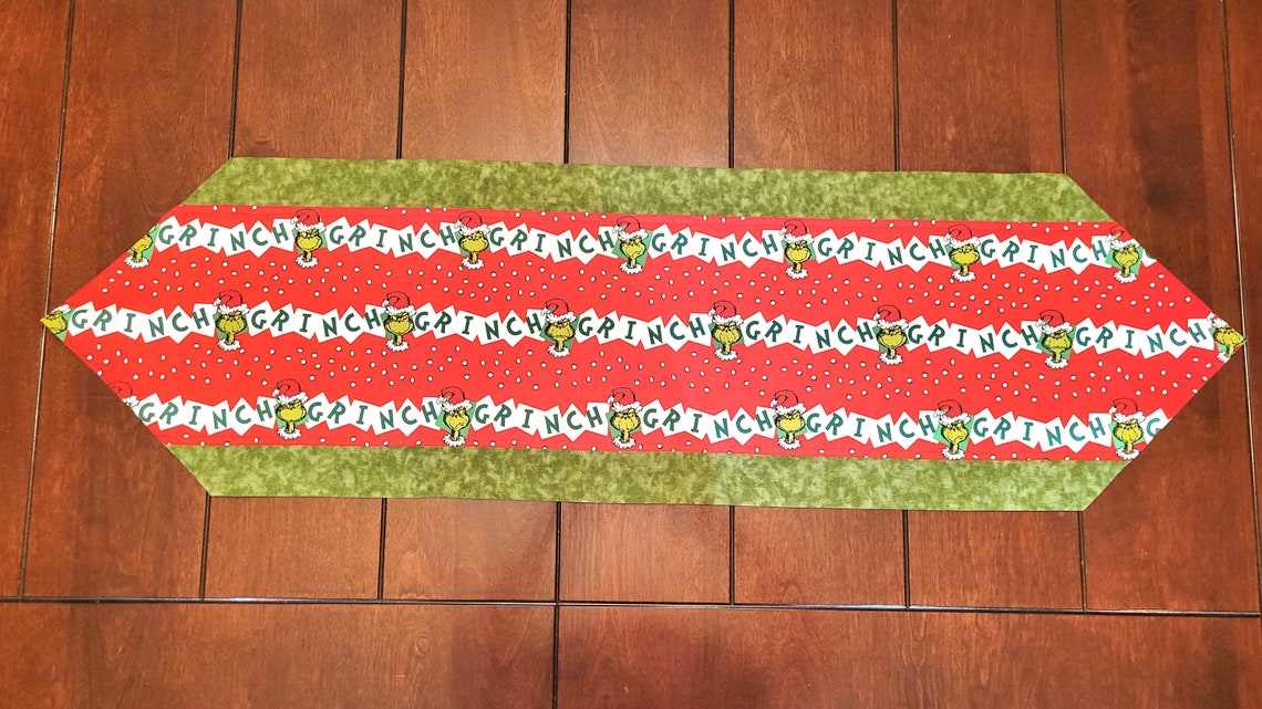 The Faces of Grinch Table Runner-new - Etsy