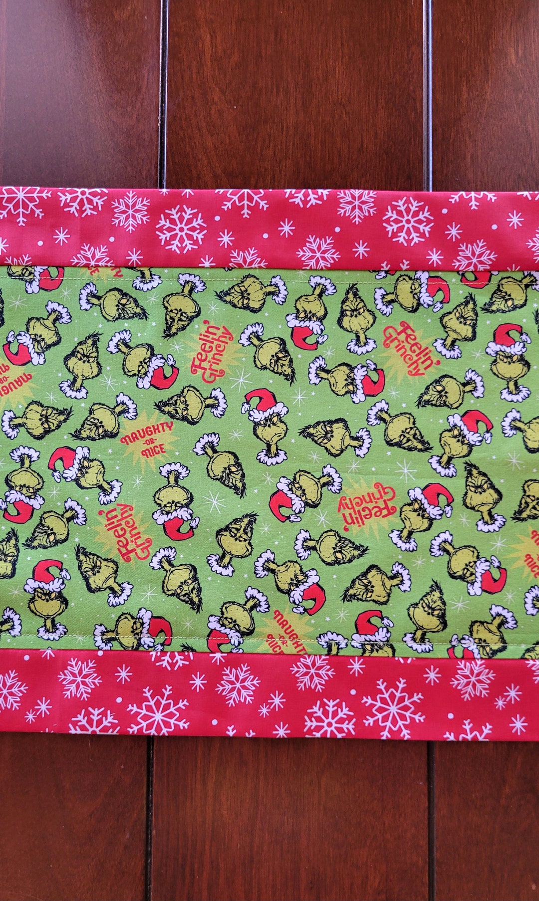 Grinch's Many Moods Table Runner-new! - Etsy
