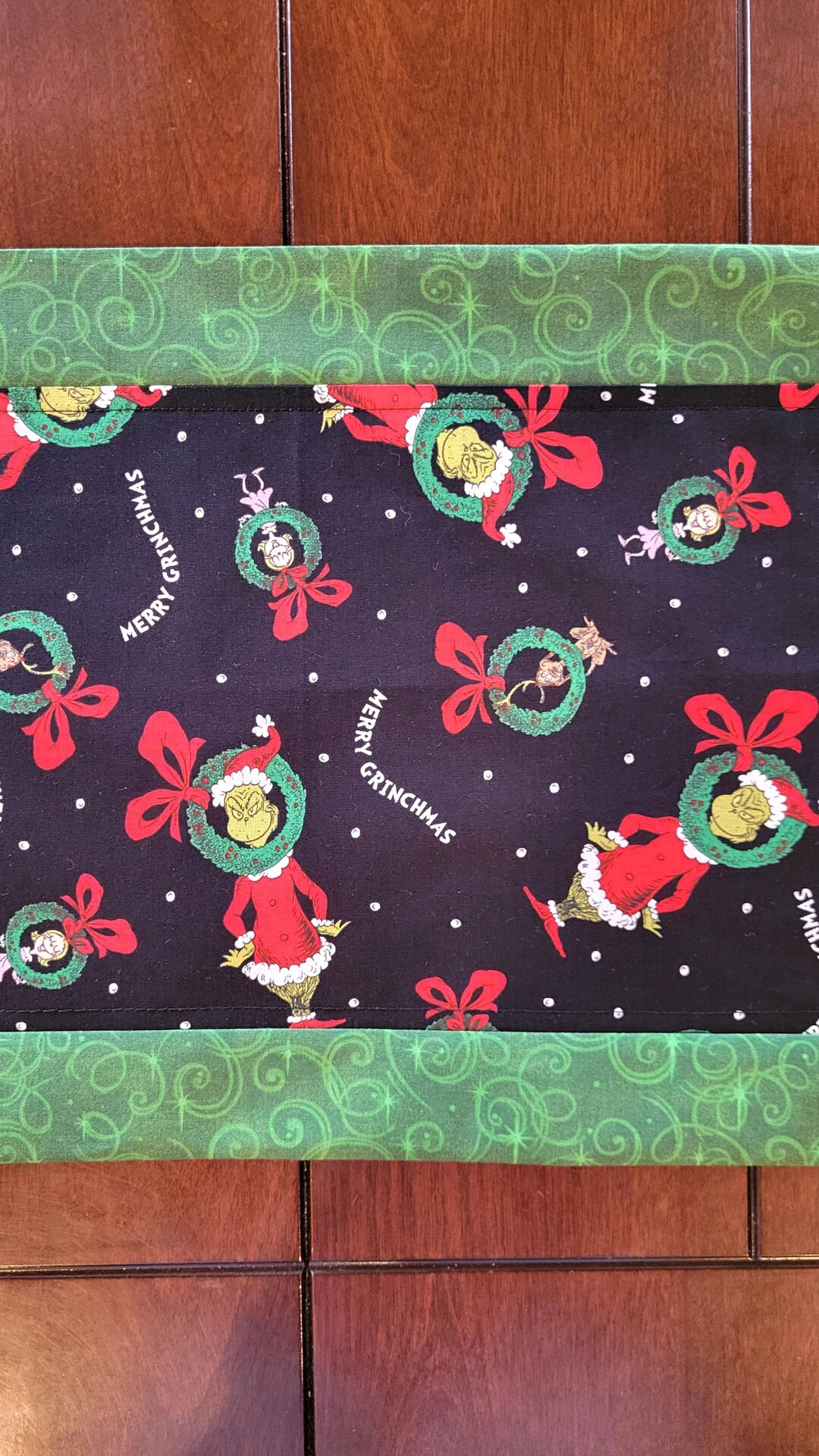 Merry Grinchmas 2024 Grinch Table Runner - Etsy