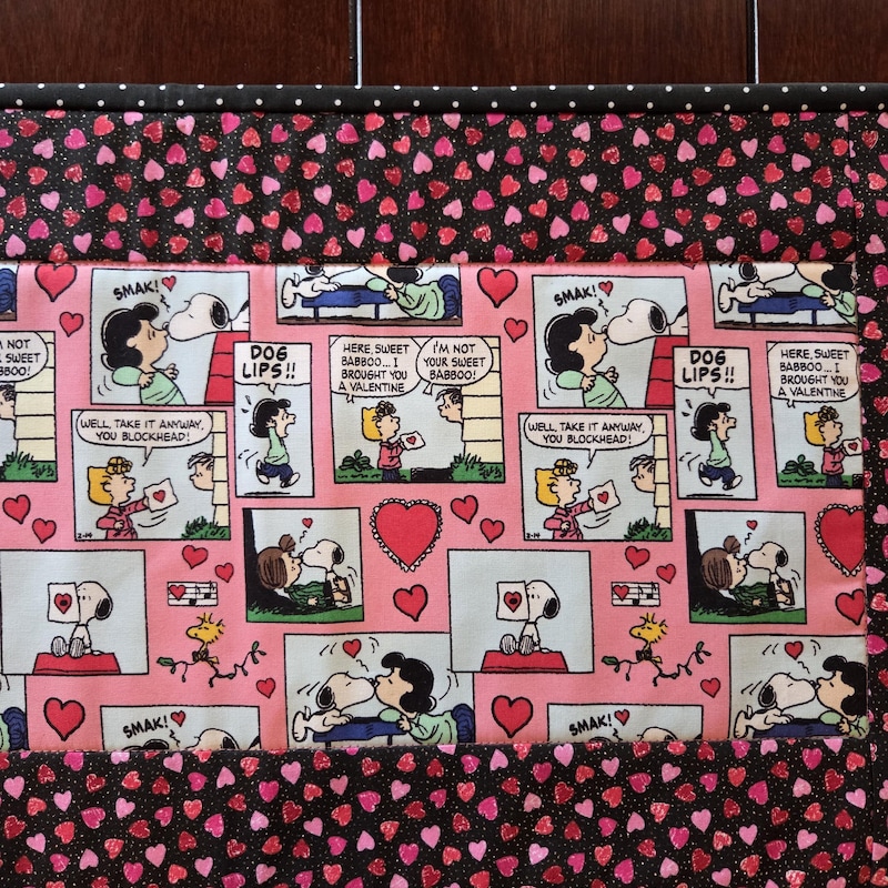 Snoopy Valentine Runner - Etsy
