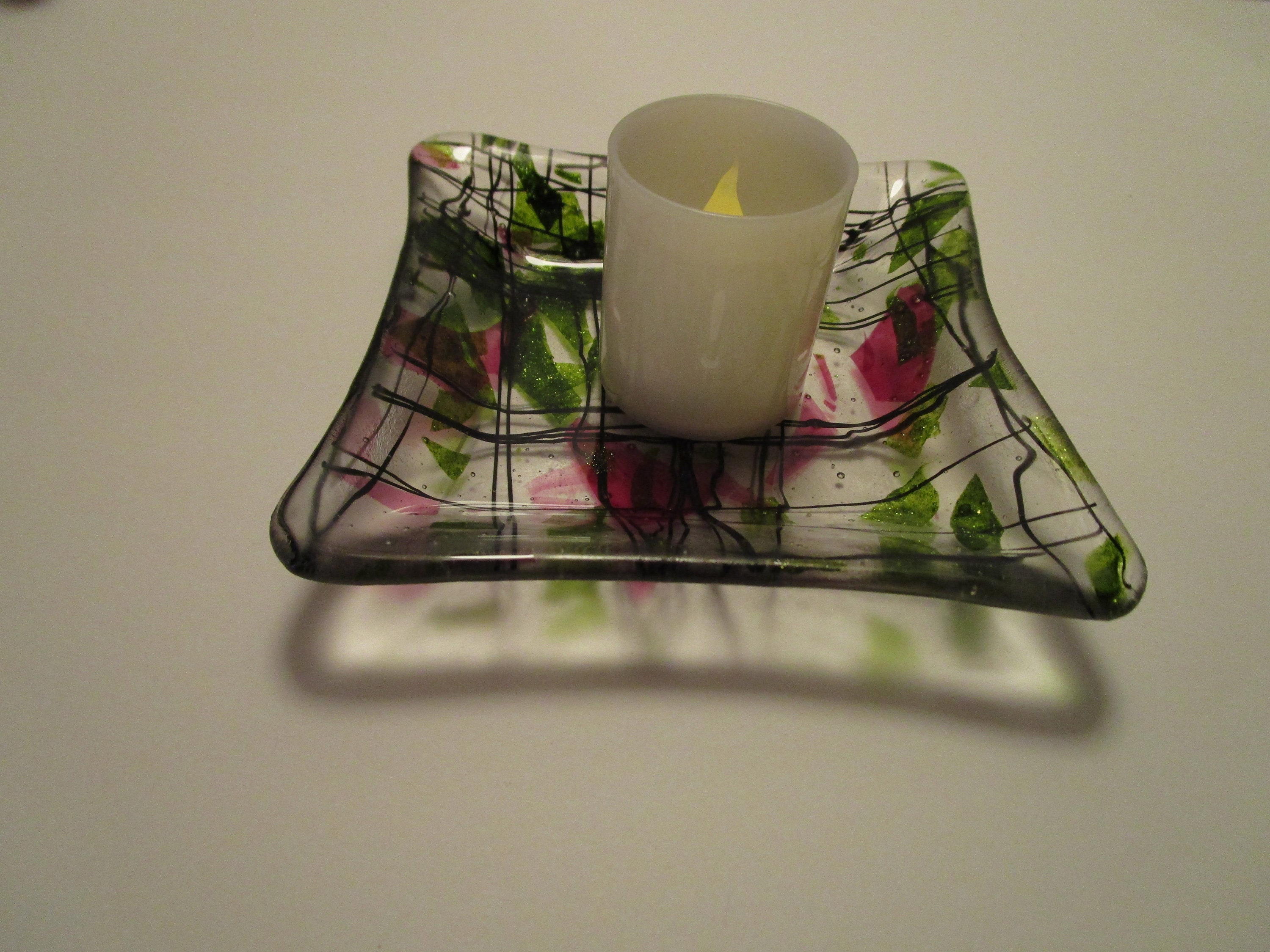 Confetti and Stringer Fused Glass Gently Sloped Dish/Candy - Etsy.de