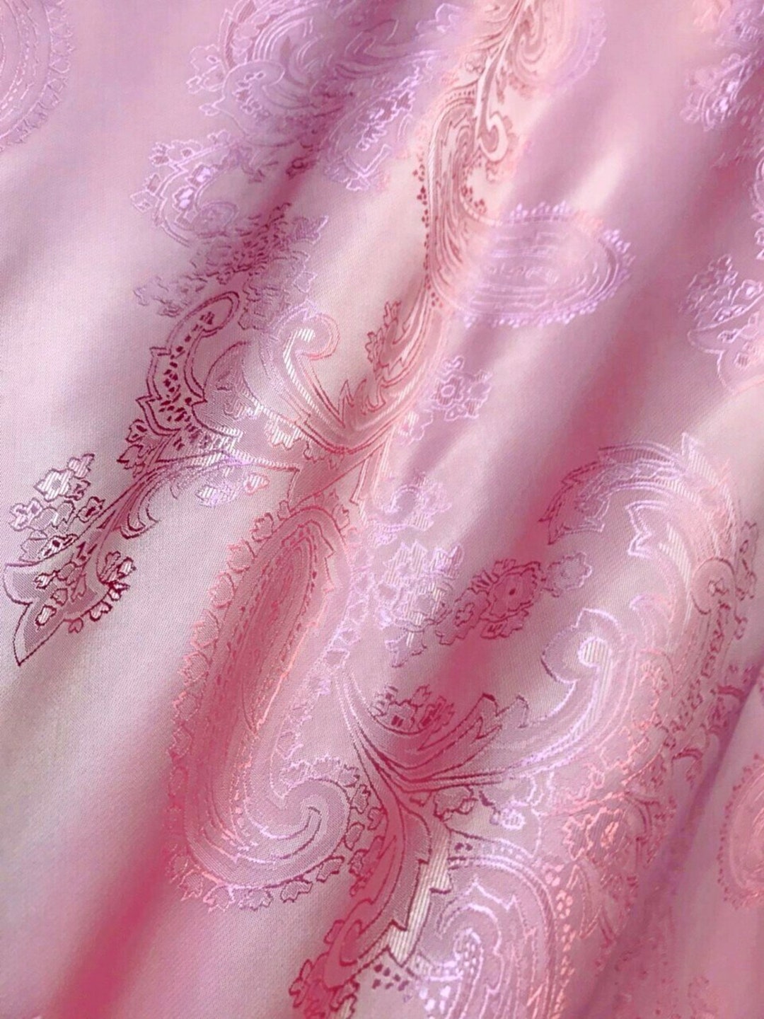 Pink Iridescent Paisley Viscose Jacquard Woven Fabric Material for ...