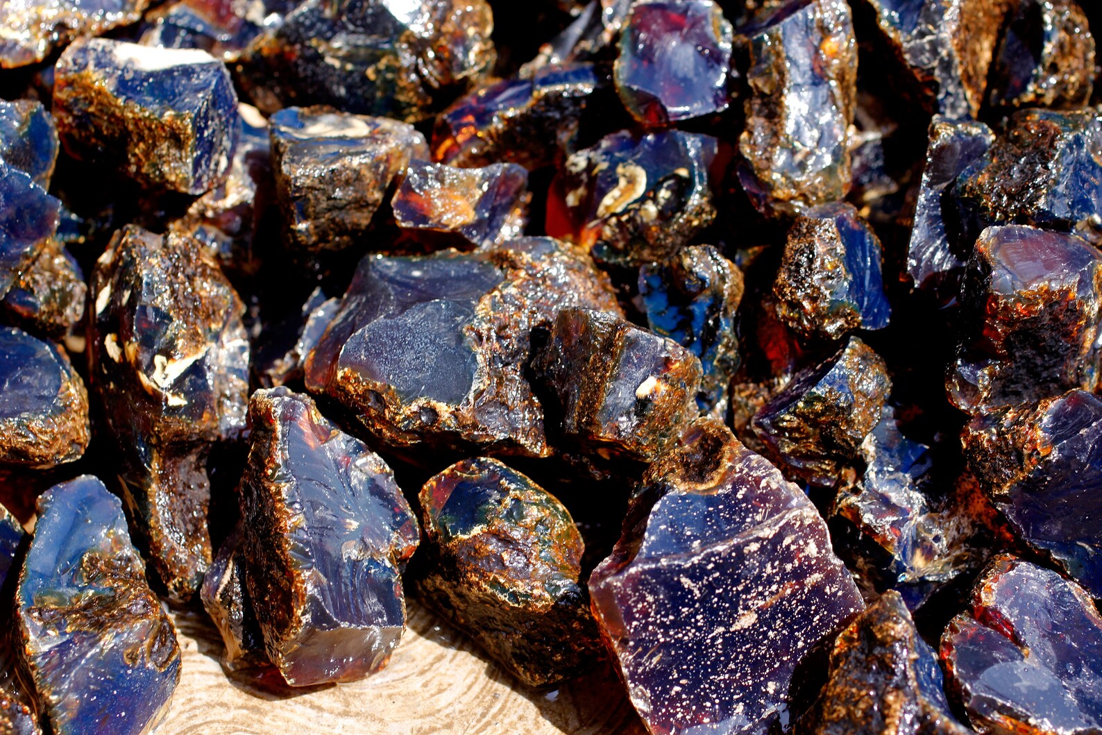 Natural Blue Amber Sumatra: Wholesale Gemstone (200gr-10kg Lots) - Etsy