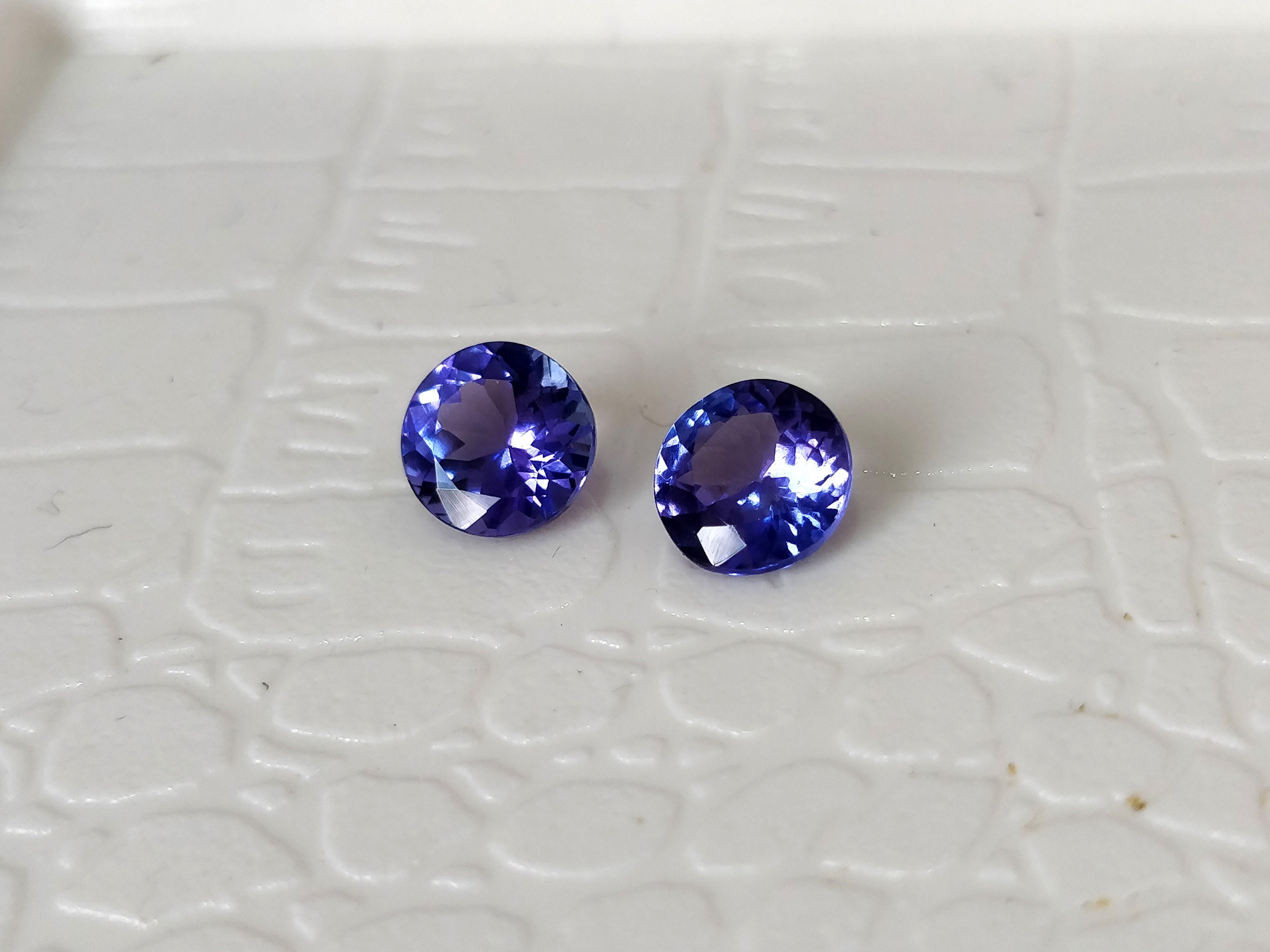 AAA+ Quality Natural Tanzanite - Matching Tanzanite Round Pair - 6 Mm ...
