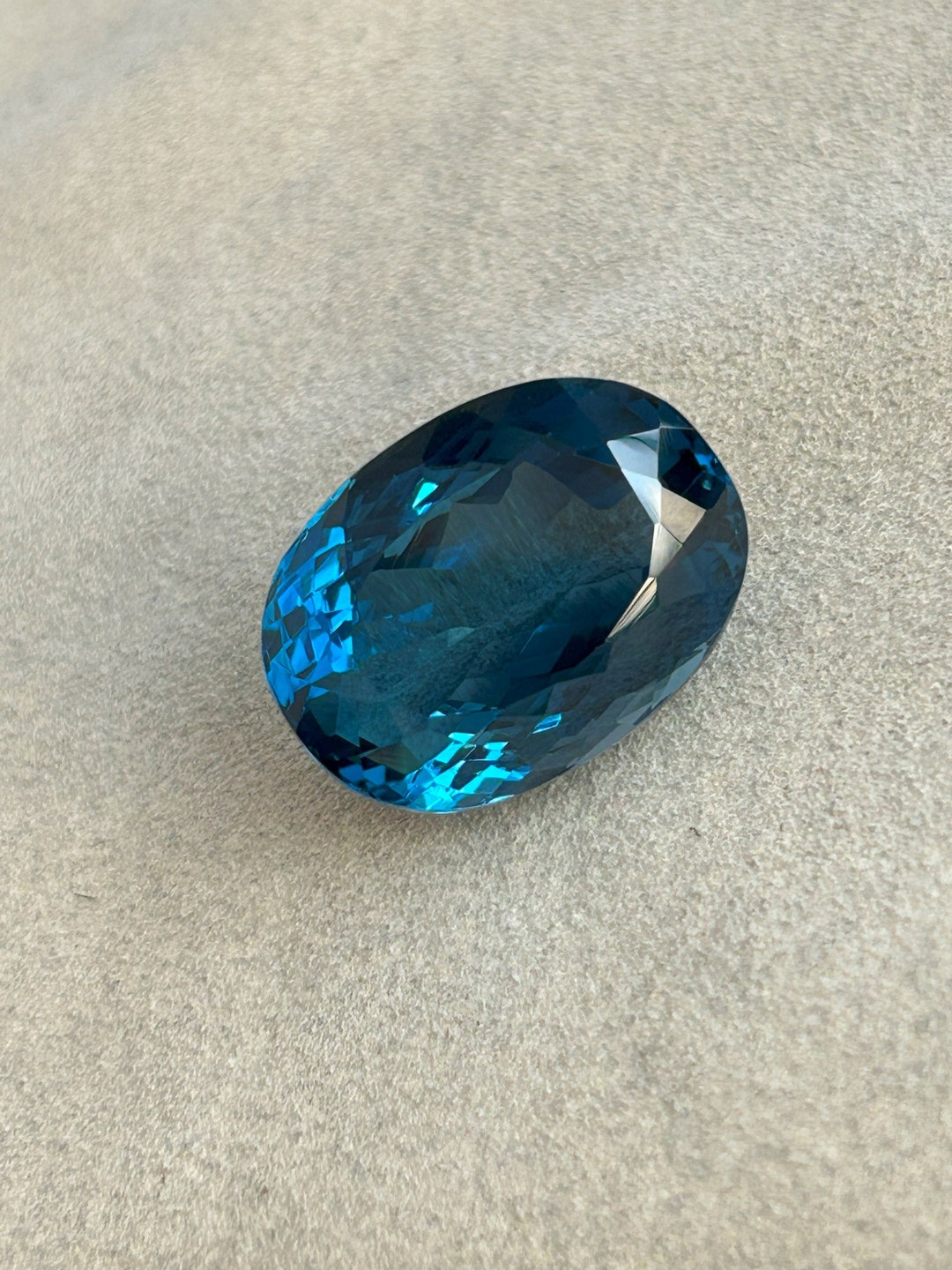 25 - 26 Mm Long Rarely Big Size Natural London Blue Topaz Oval Cut ...