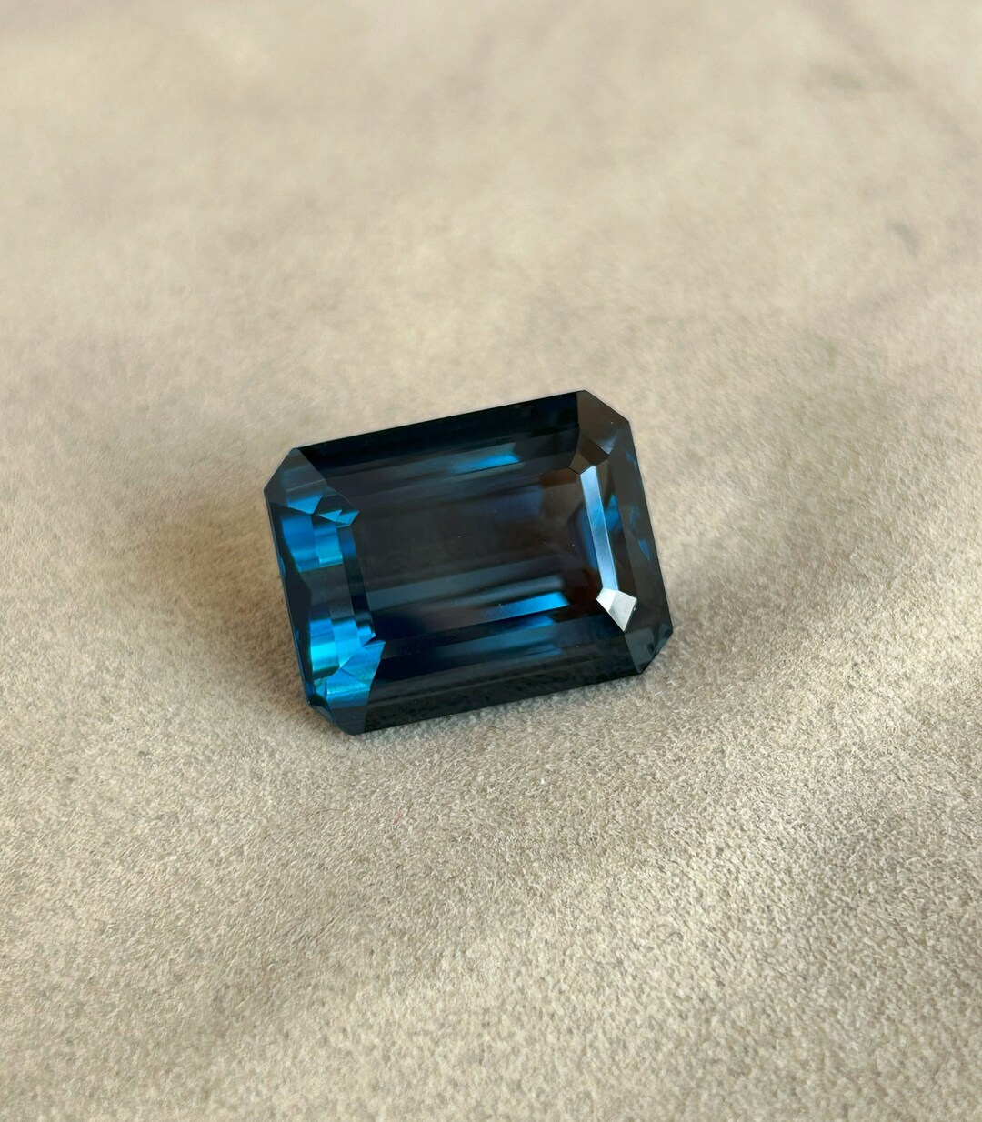 23x18 Mm Emerald Cut Natural London Blue Topaz, Octagon Shape Blue ...