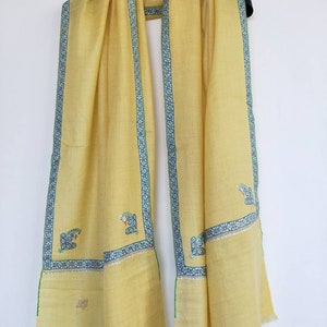 Handwoven and Hand Embroidered 100% Pure Changthangi Kashmir Pashmina ...