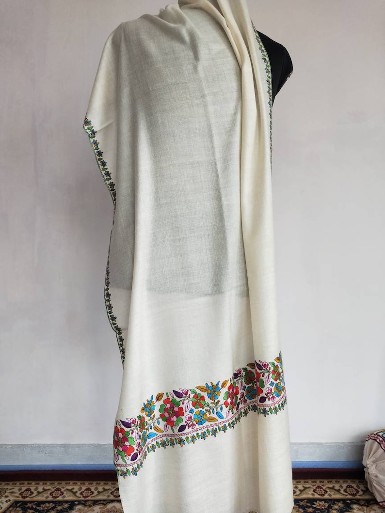 Handcrafted Floral Colourful Sozni Embroidery White Kashmiri - Etsy