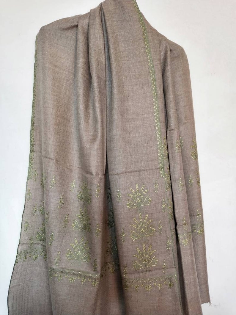 Handweaved and Hand Embroidered Pure Ladakh Wool Natural Colour Shawl ...