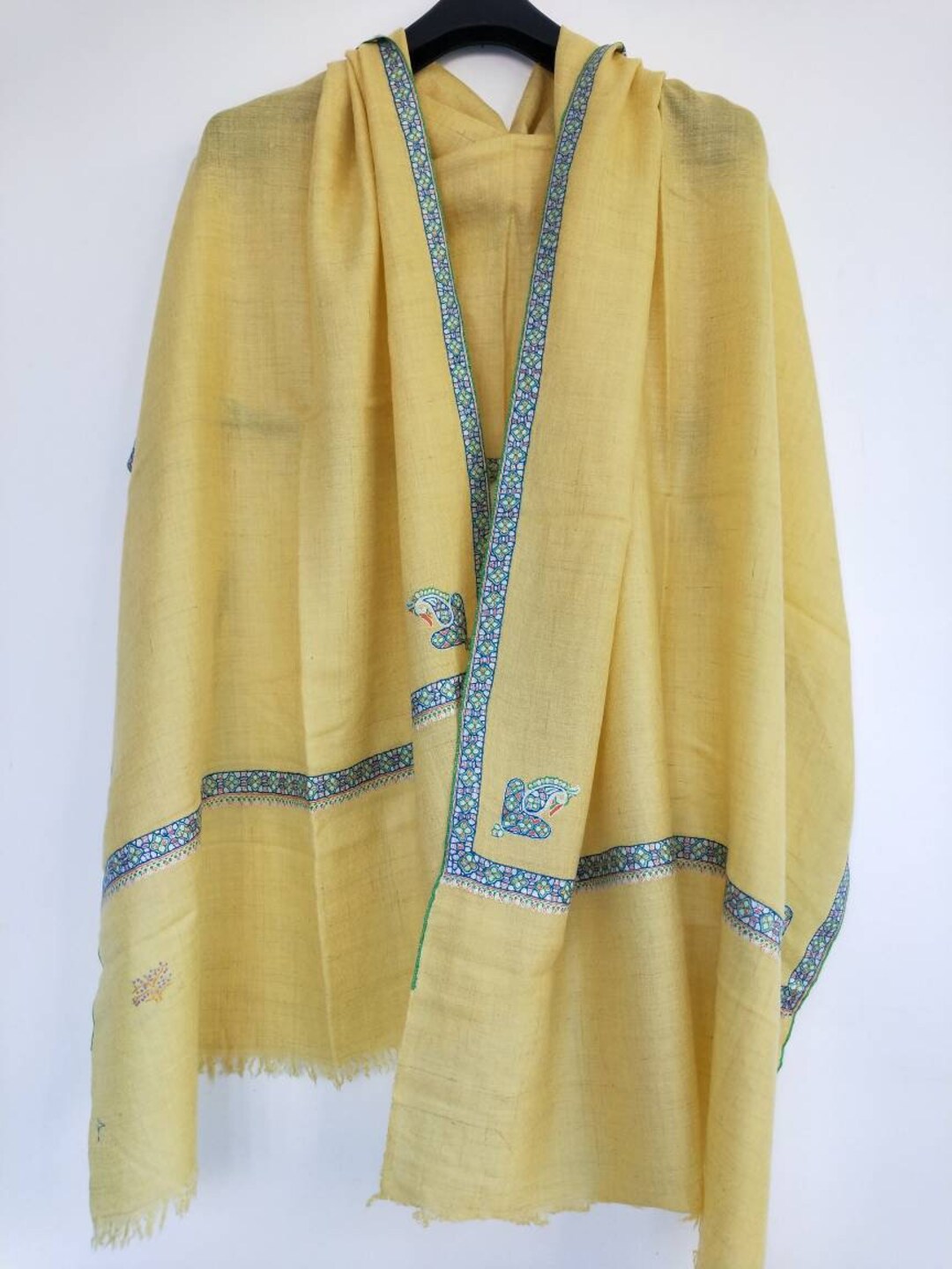 Handwoven and Hand Embroidered 100% Pure Changthangi Kashmir Pashmina ...