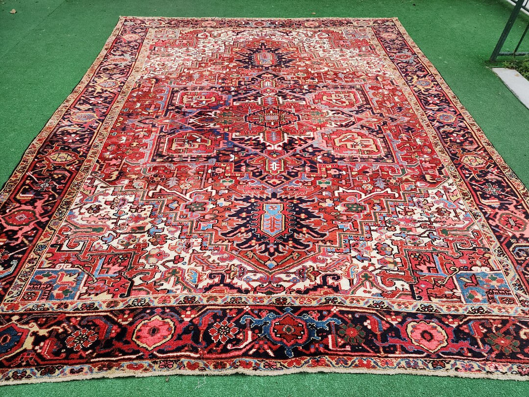 Persian Area Rug for the Living Room, Vintage Tribal Nomadic Rustic ...