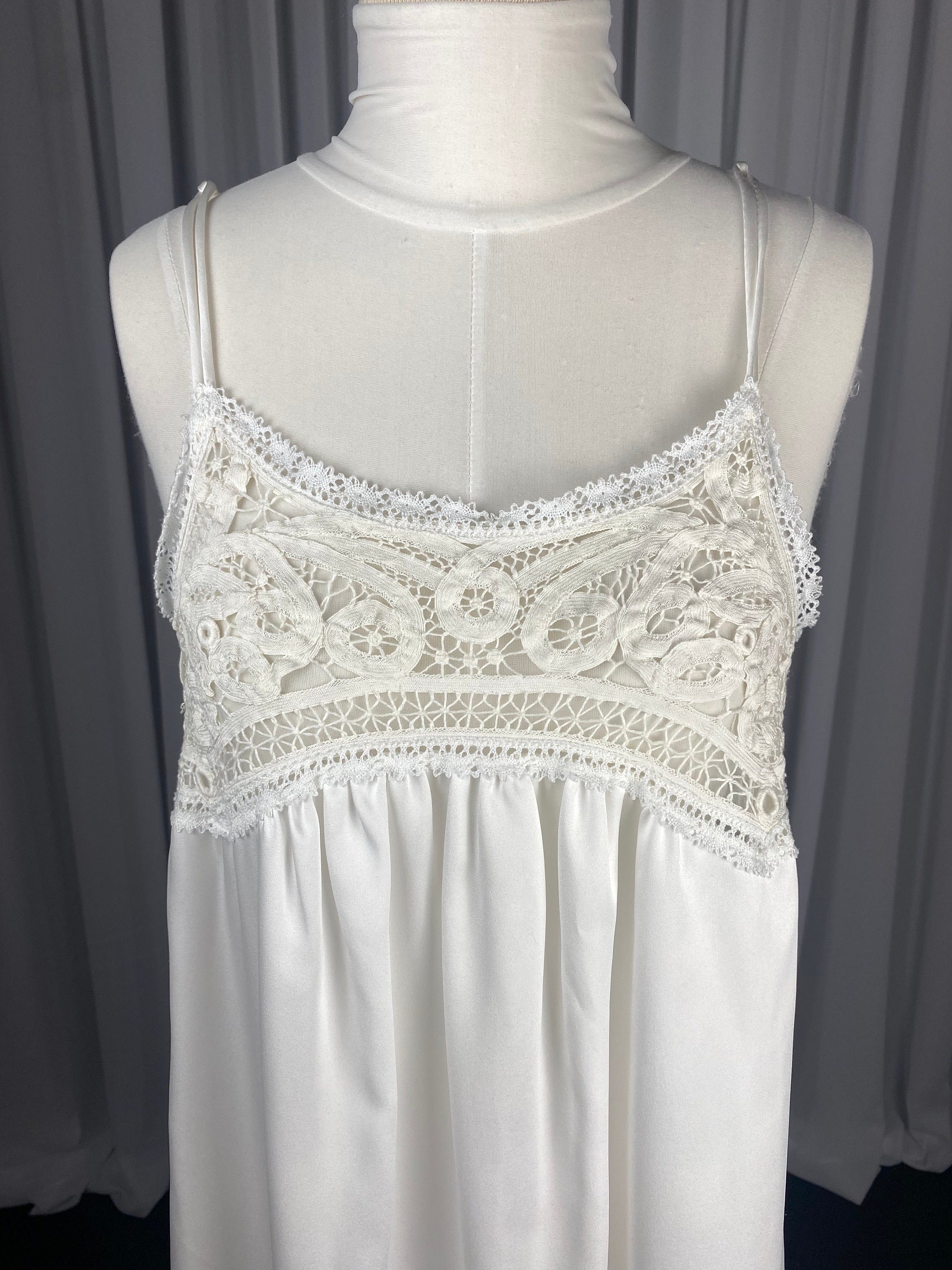 Vintage 1990s Bert Yelin White Lace Nightgown Lingerie and House Robe ...