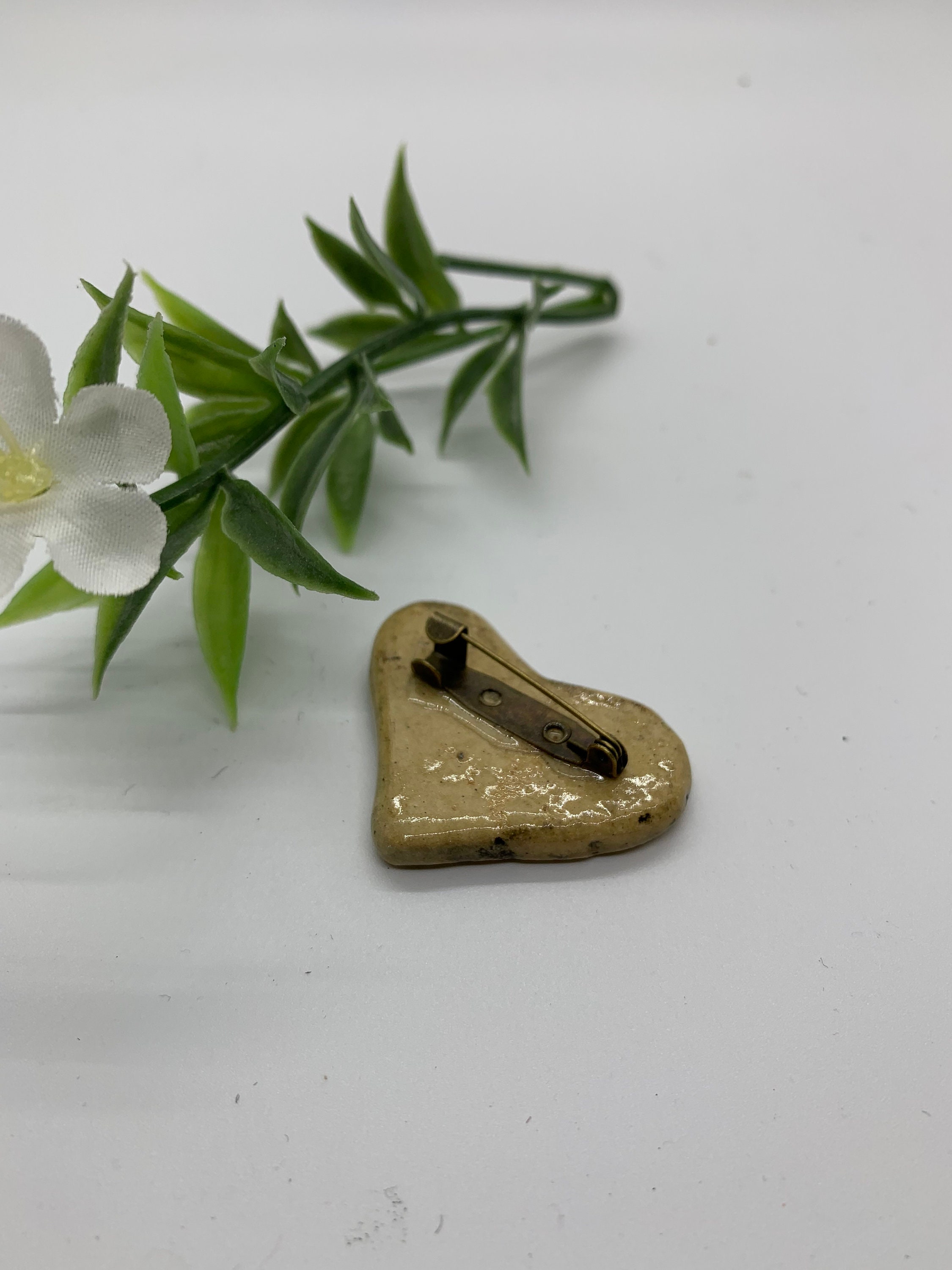 Cute Handmade Ceramic Anime Love Pins, Anime Brooch, Anime Pin, Fandom ...