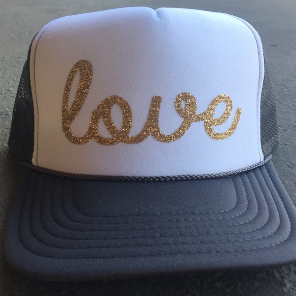 Love Hat - Etsy