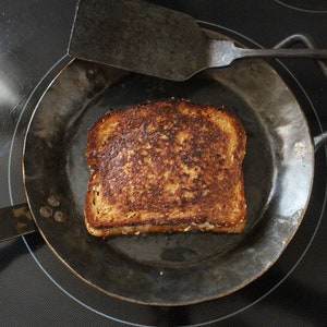 Frying Pan, 9", Long Handle - Etsy