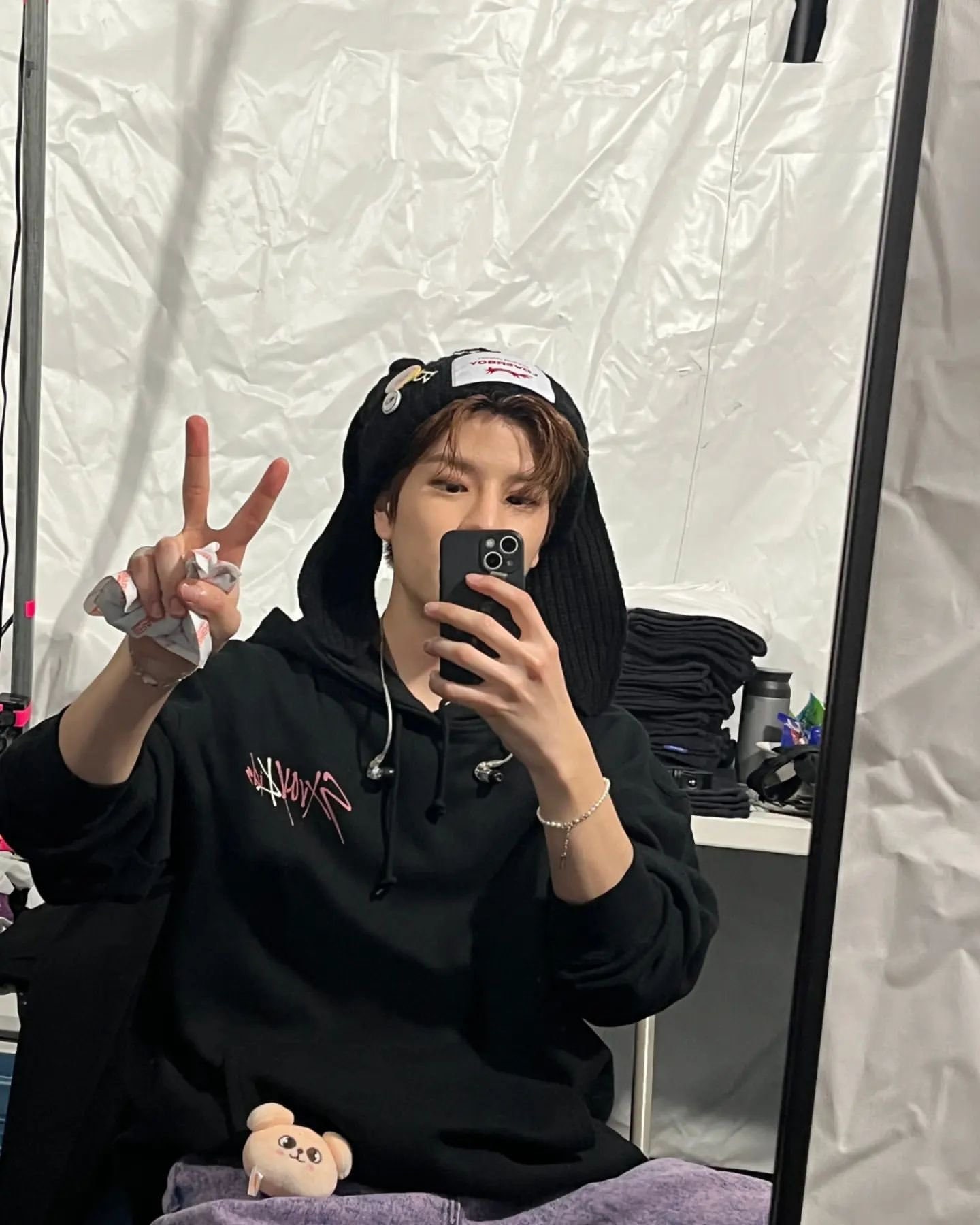 Bunny Beanie, Stray Kids Lee Know Loverboy Bunny Hat Knitting Pattern ...