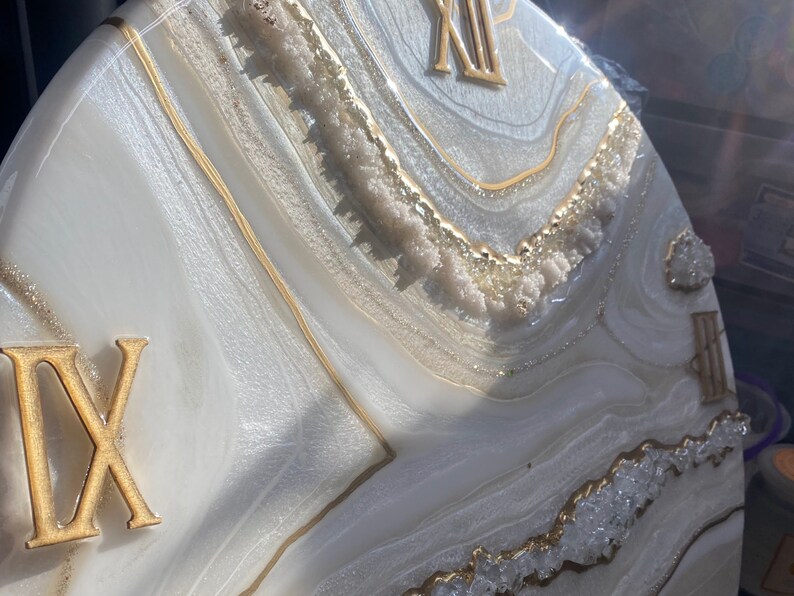 Custom Geode Inspired Wall Clock | Wall Art, Home Décor, Resin Clock ...