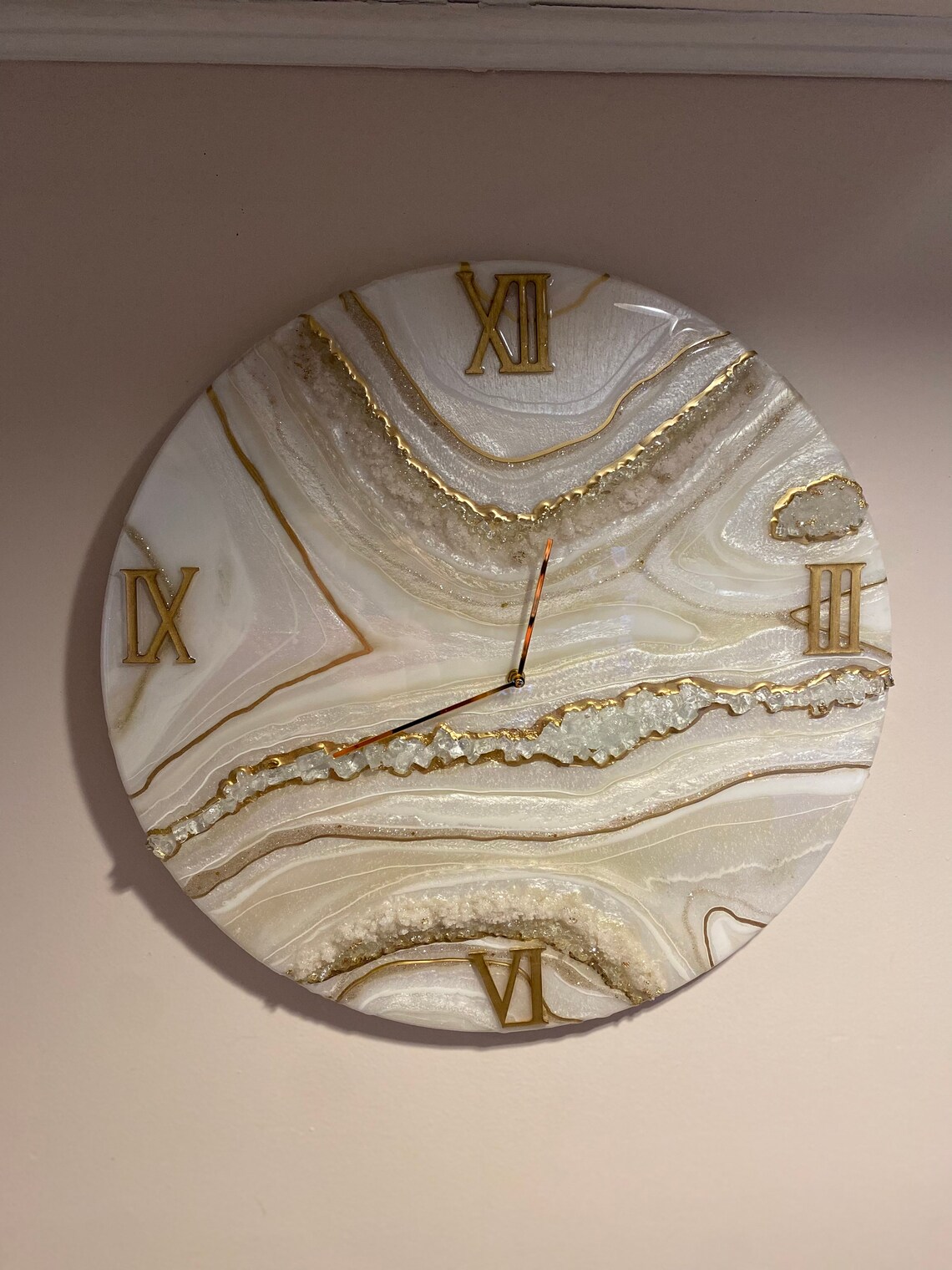 Custom Geode Inspired Wall Clock | Wall Art, Home Décor, Resin Clock ...