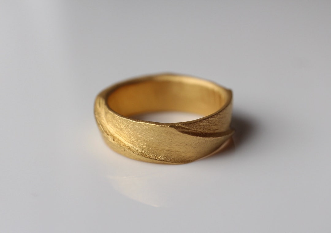 Band Ring Made of 900 Gold With Structure Modeled Ring Made - Etsy