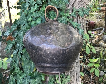 Vintage Large Bell-antique Cowbell-handmade Bell-rusty - Etsy