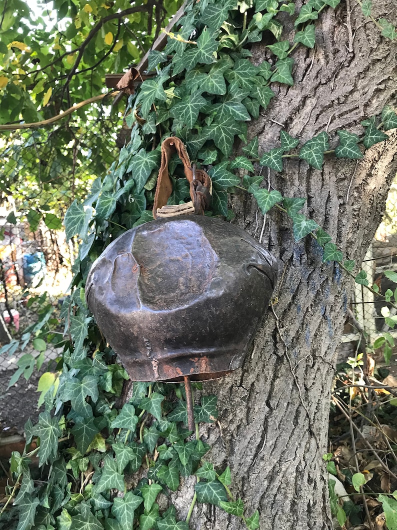 Vintage Large Bell-antique Cowbell-handmade Bell-rusty Cowbell ...