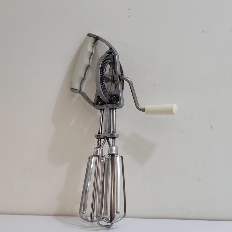 Manual whisk mixer - Etsy México