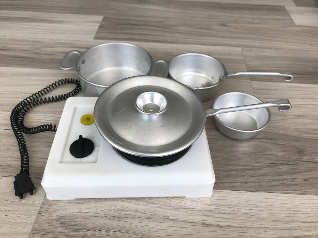 Vintage Toy Stove With Saucepan -two Frying Pans and a Bowl -stove With ...
