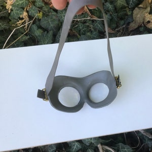Vintage Glass Goggles - Old Military Goggles - Military Accessories ...