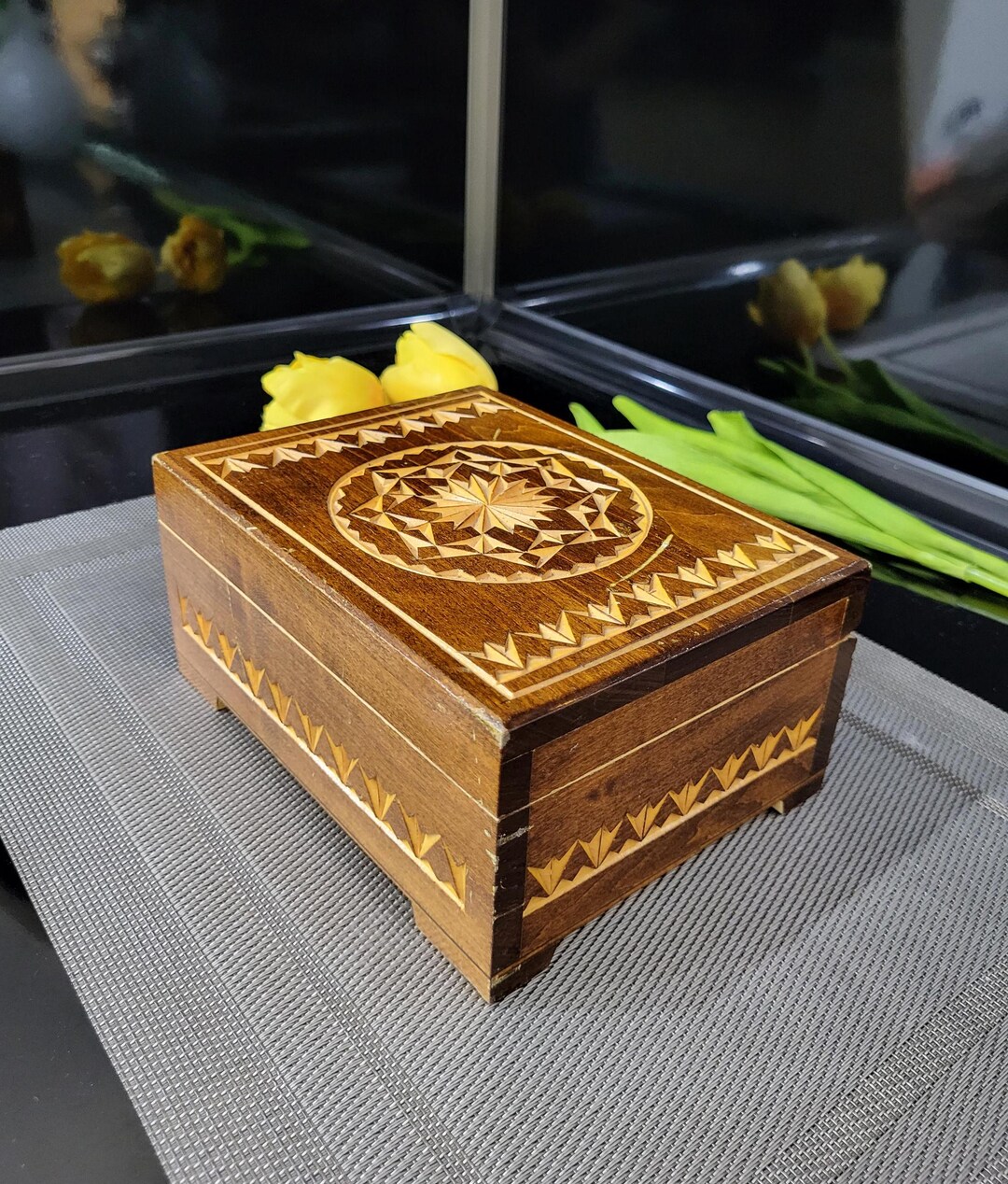 Vintage Wooden Box - Vintage Wooden Pyrography Box - Vintage Jewellery ...
