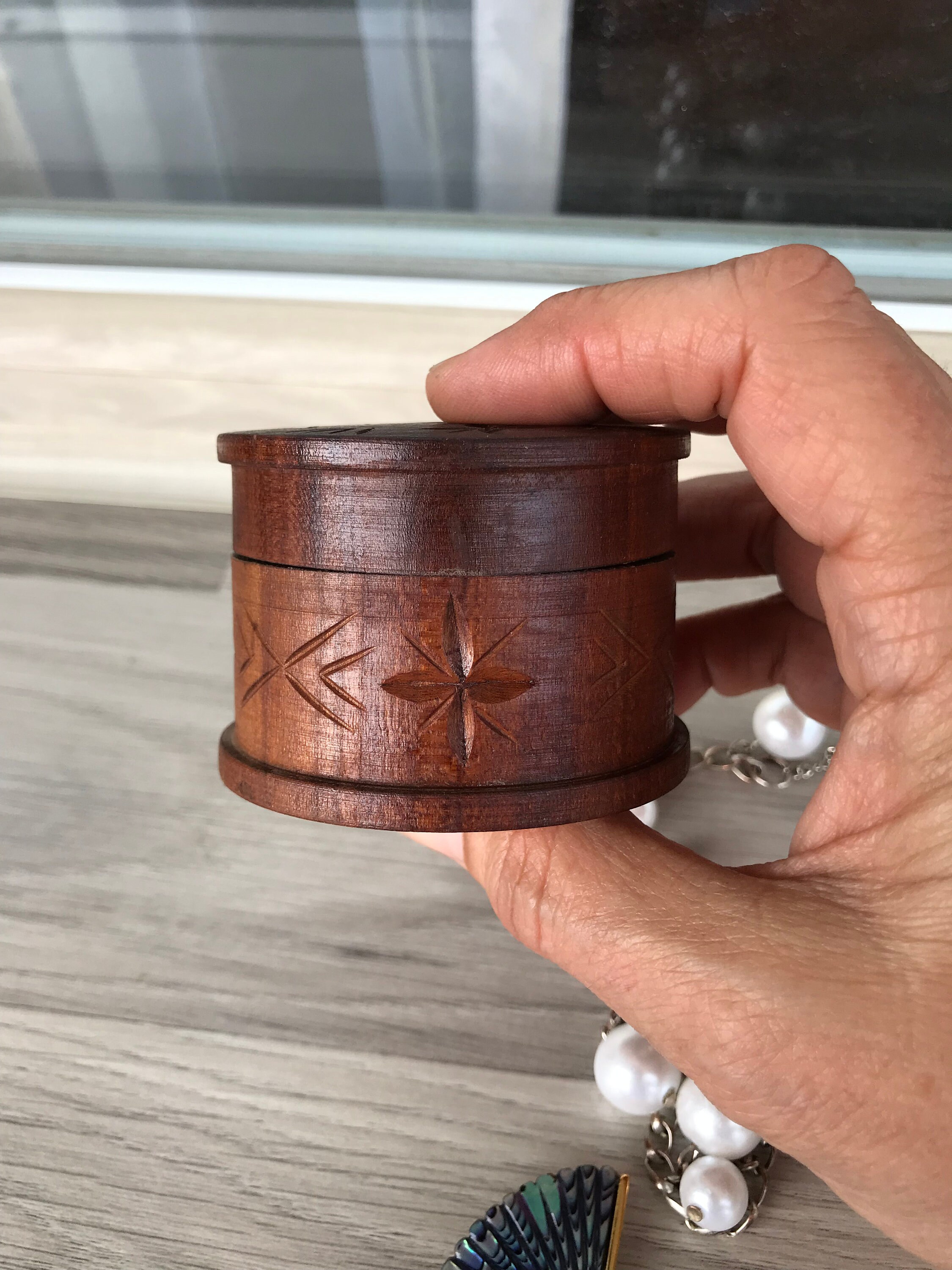 Vintage Wooden Round Handmade Carved Wooden Box-jewelry | Etsy