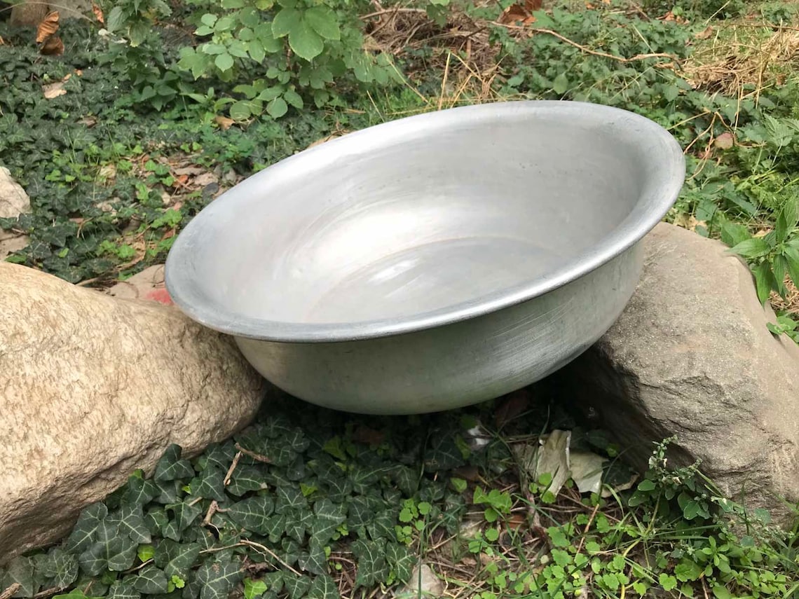 Vintage Basin-aluminum Washbasin-primitive Washbowl-ware Wash - Etsy