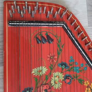 Vintage Zither - Musical Instrument Zither - Antique Guitar - Retro ...