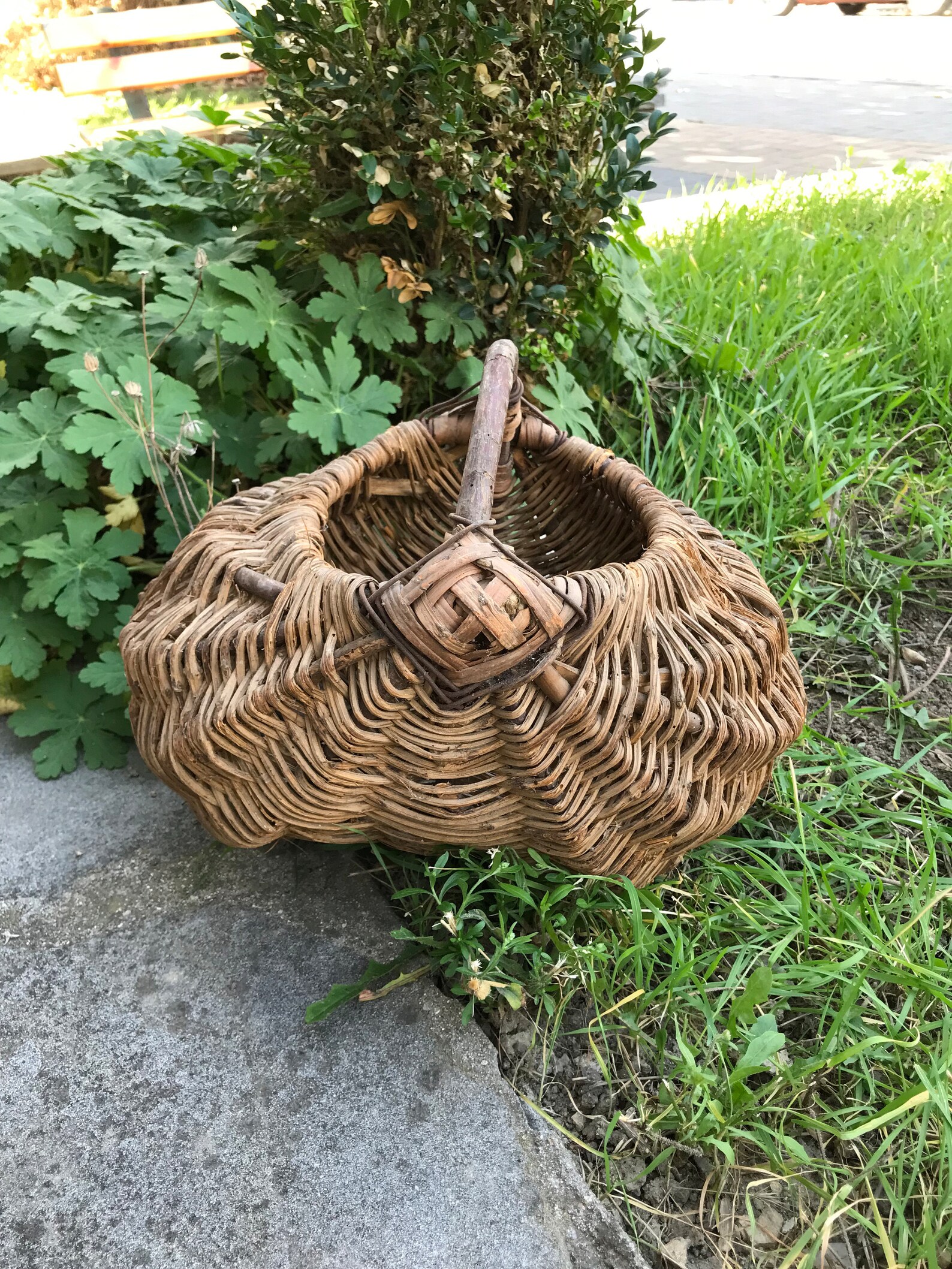 Vintage Basket handmade Basket rustic Primitive antique Primitive ...