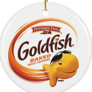 smiling goldfish cracker