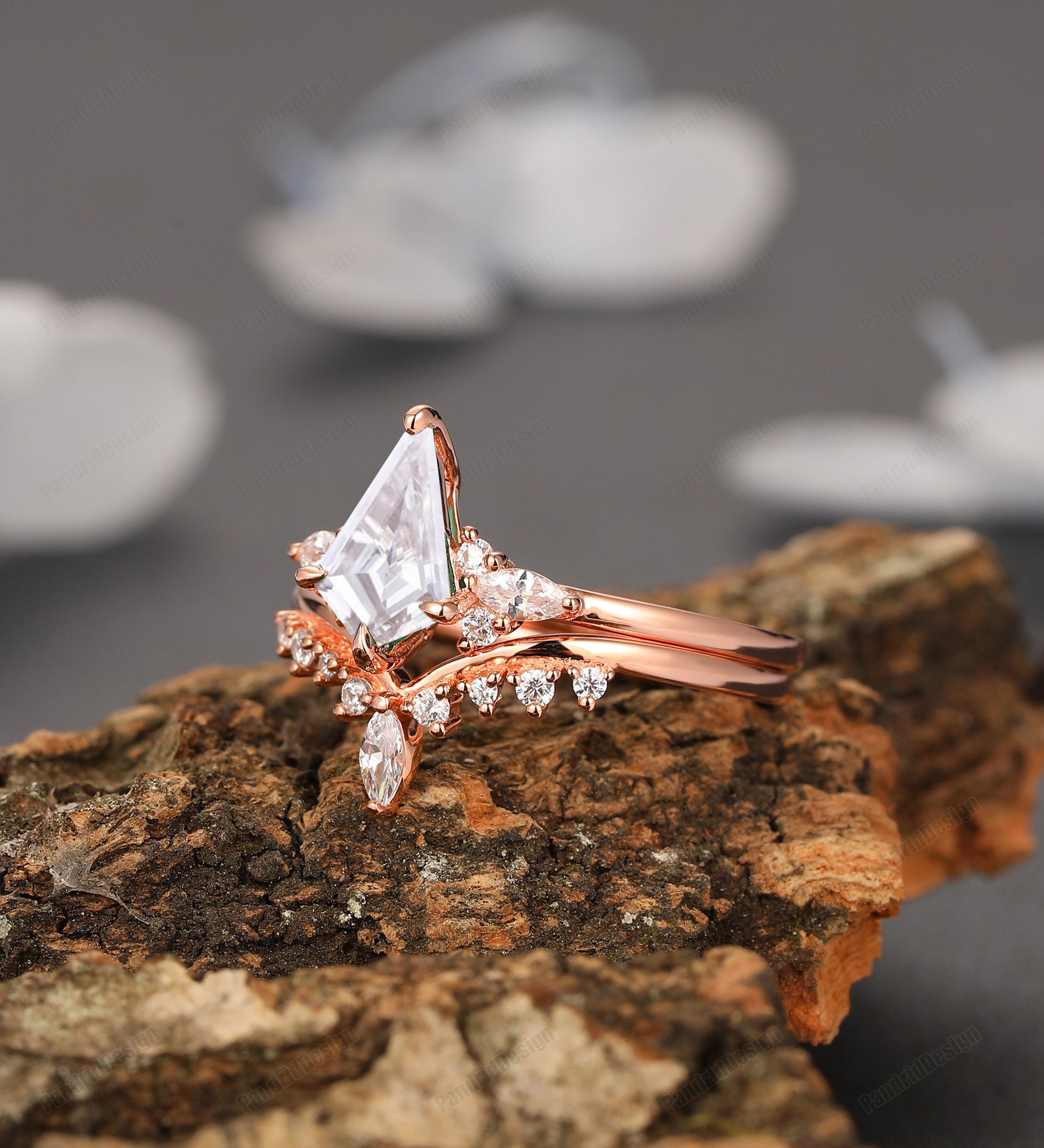 Kite Cut Engagement Rings Set Rose Gold 6x9mm Kite Shape - Etsy