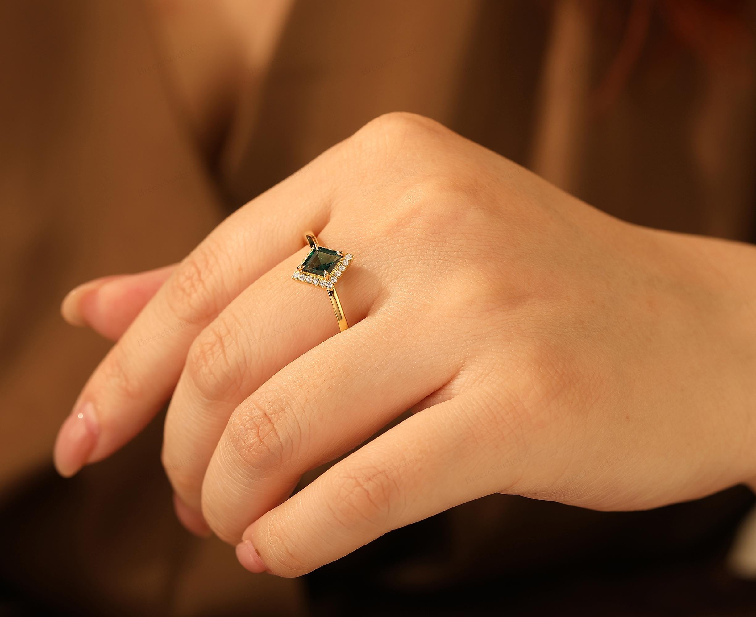 Rhombus Shape Emerald Engagement Ring, Danity Halo Rhombus Cut Green ...
