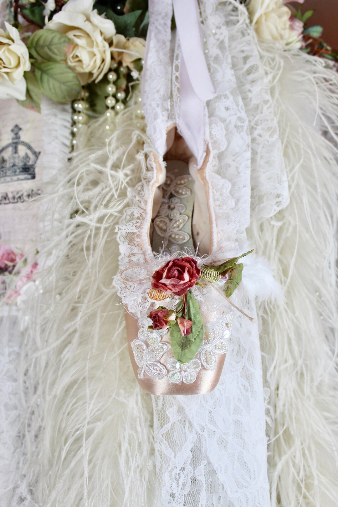 Vintage Decorative Romantic Ballet Slipper, Wall Hanging Decor, Vintage ...