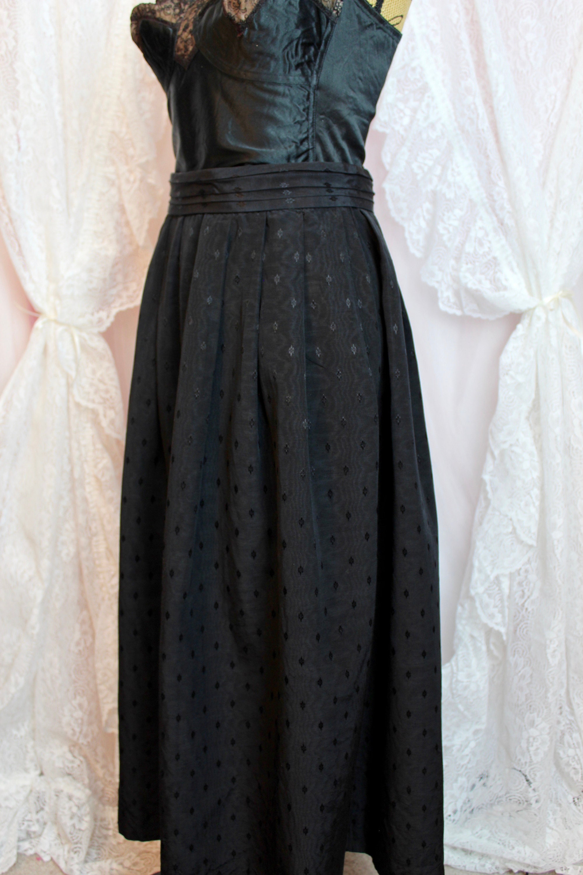 Vintage 80s 90s Daryle Alexander Romantic Long Black Pattern Skirt, 2 ...