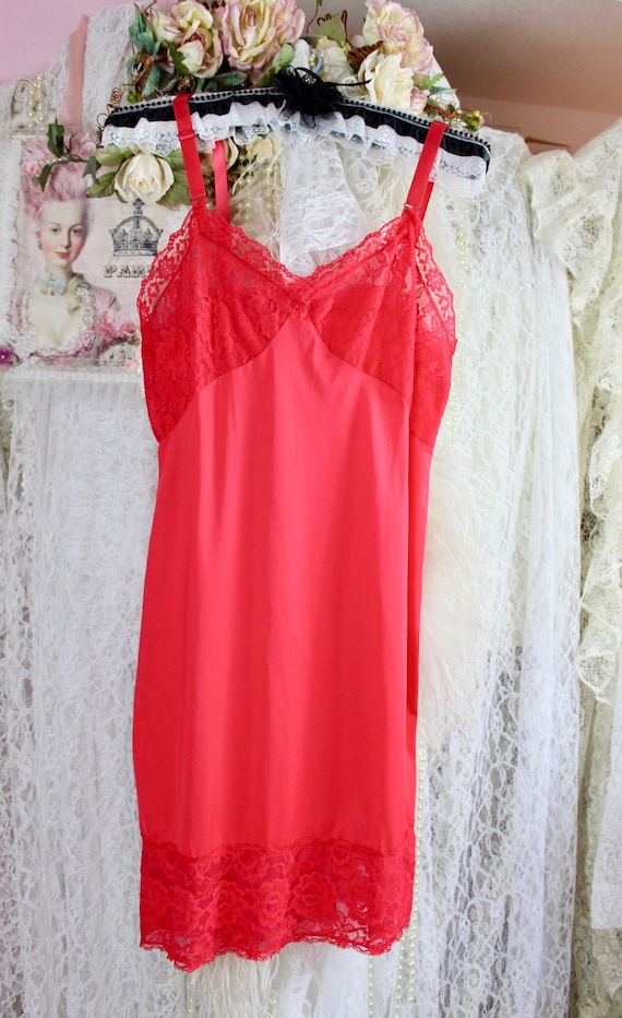 Vintage Lingerie Small Gem
