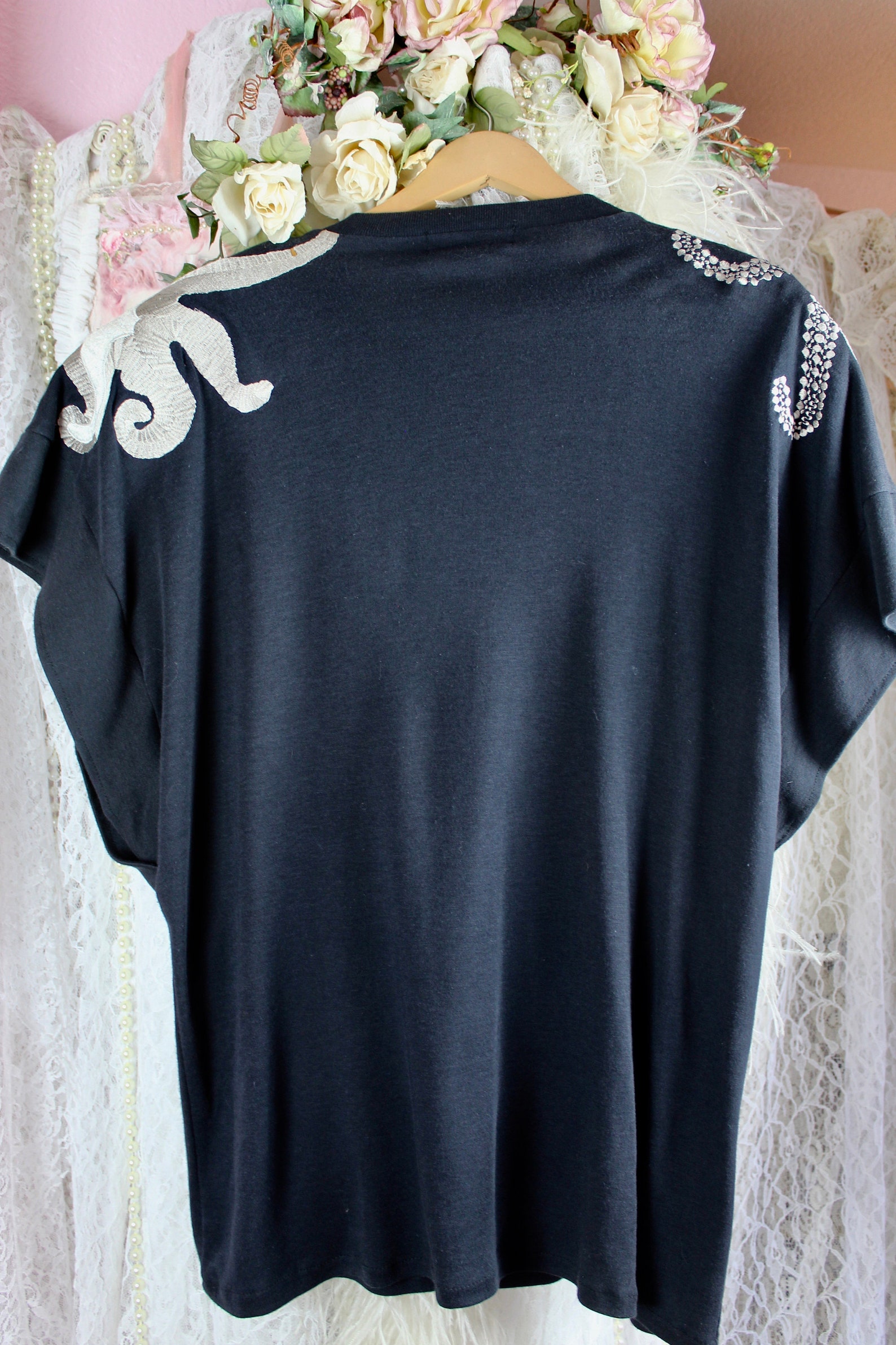 Vintage 80s Bonnie Boerer Embroidered Designs Sweater Top, Embellished ...
