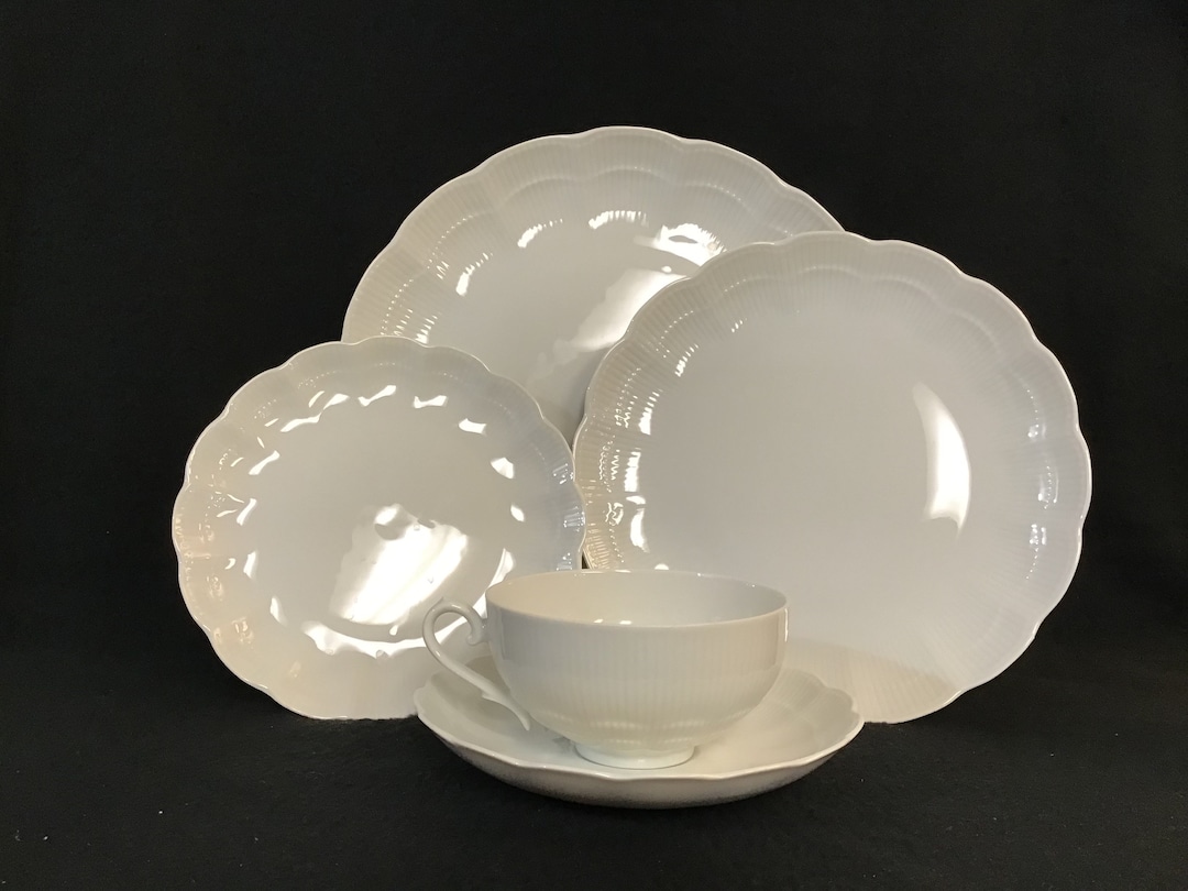 Vintage Kaiser Romantica Scalloped Porcelain 5 Piece Dinner Place ...