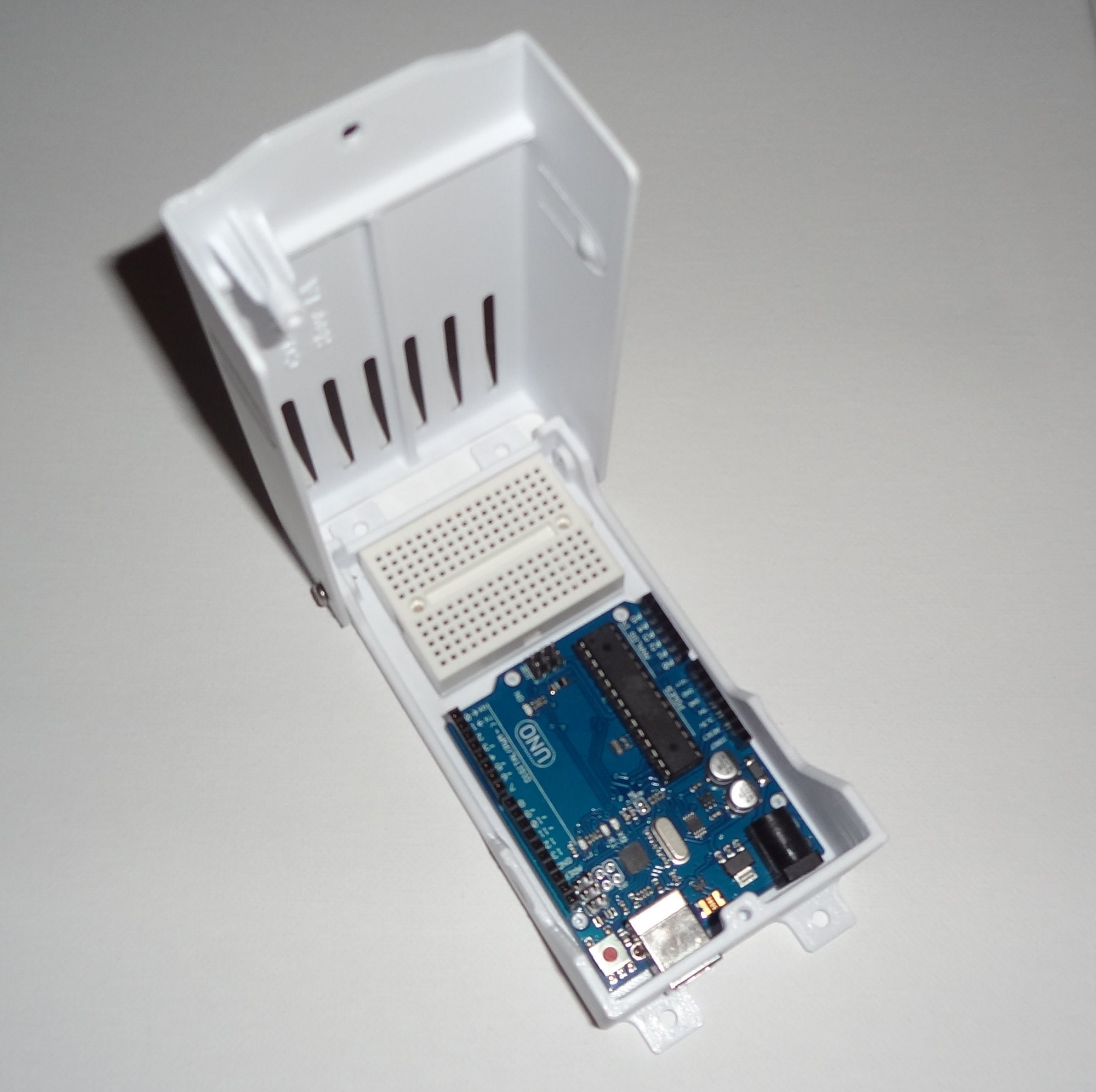 3D Printed Arduino Uno Compatible Enclosure With Breadboard - Pivoting ...